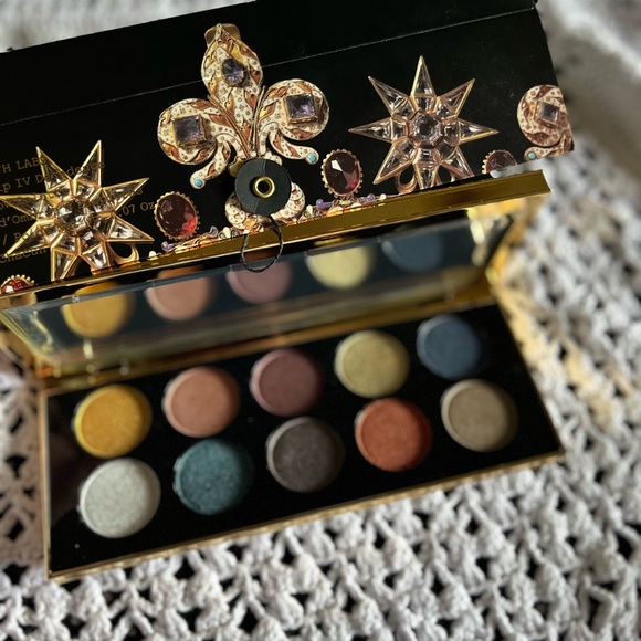 Pat McGrath | Makeup | Pat Mcgrath Limited Edition Holiday Palette In ...